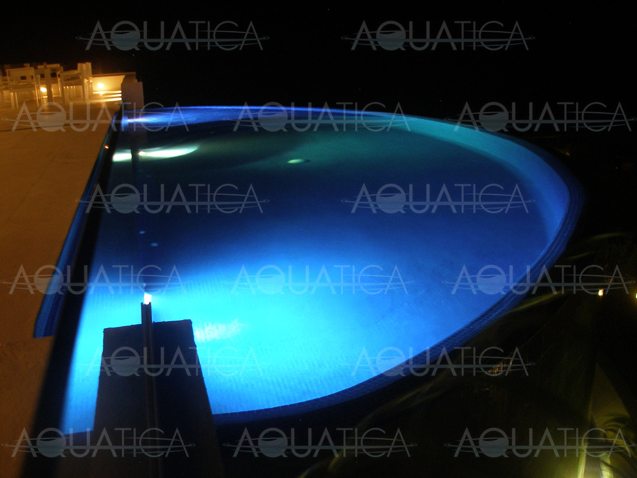 Cool responsive image slider with thumbnail carousel